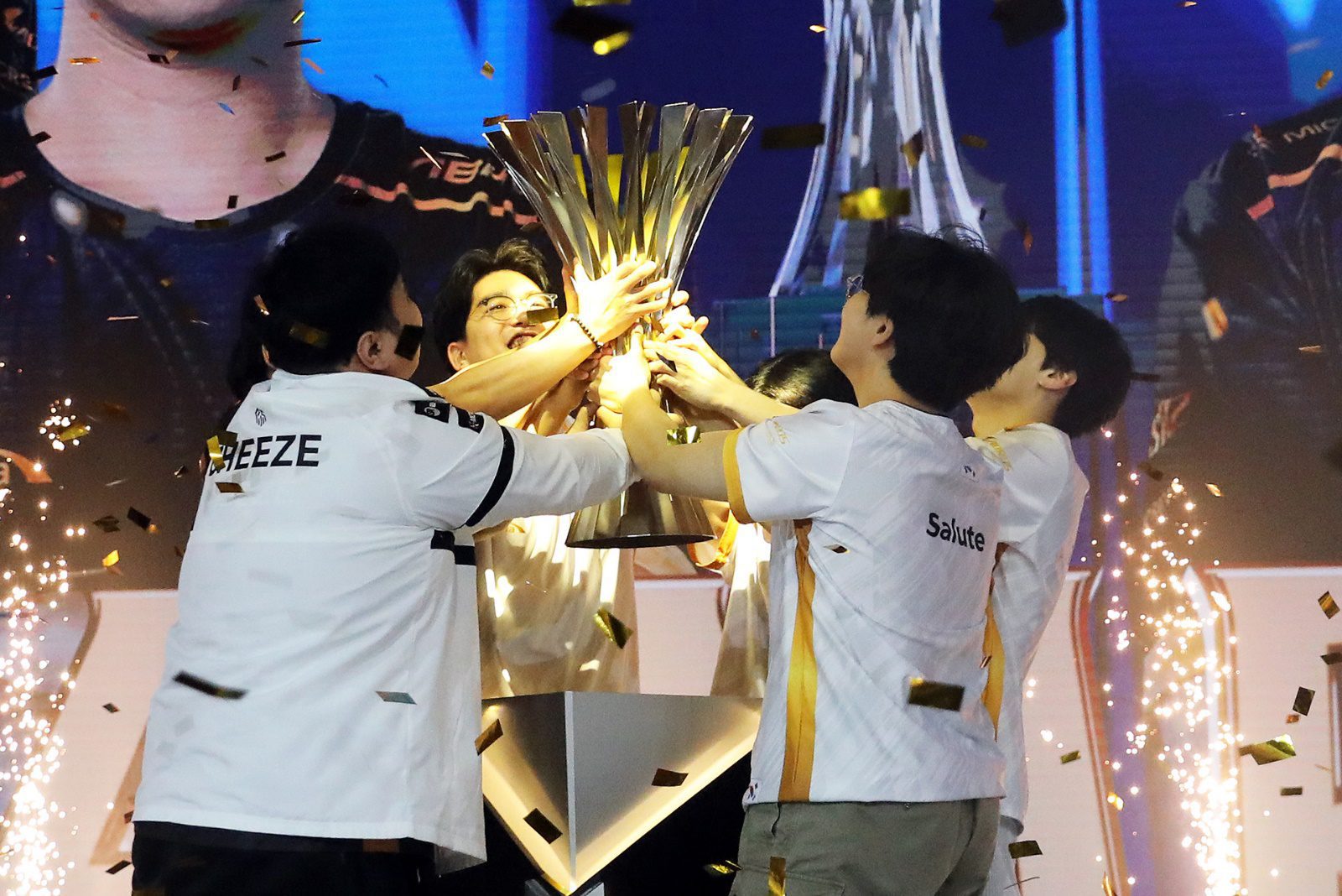 《絕地求生》PGC 2023 總決賽畫下句點 韓國隊 DNW 以 4 分之差奪下總冠軍 抱走 60 萬美元獎金！ - FUN電